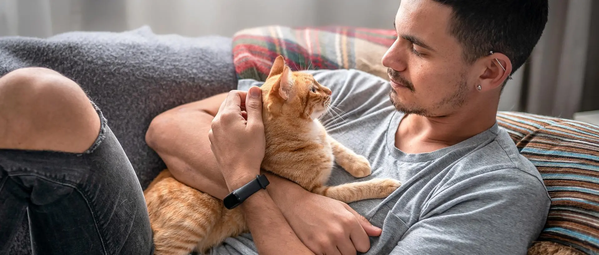 A History of Human and Cat Friendship | 9Lives